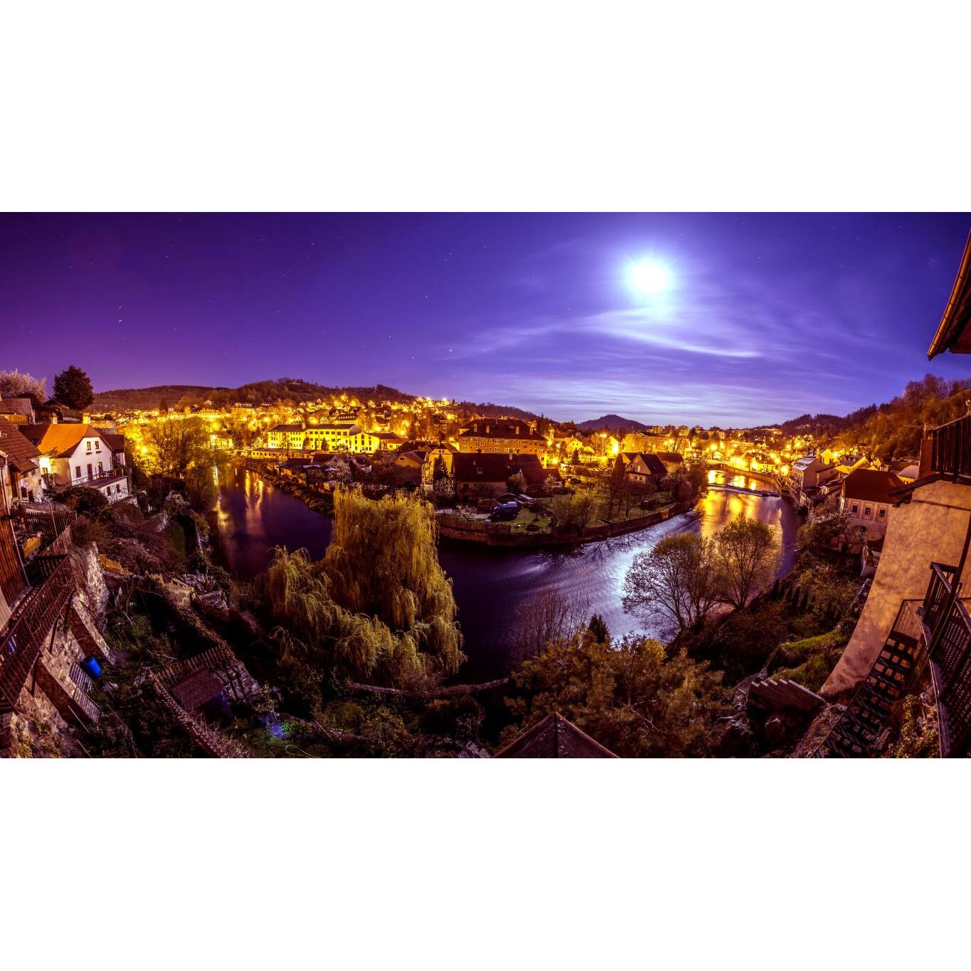 Fototapet autoadeziv PVC - Oras Pe Timp De Seara, 400 x 250 cm - eMAG.ro