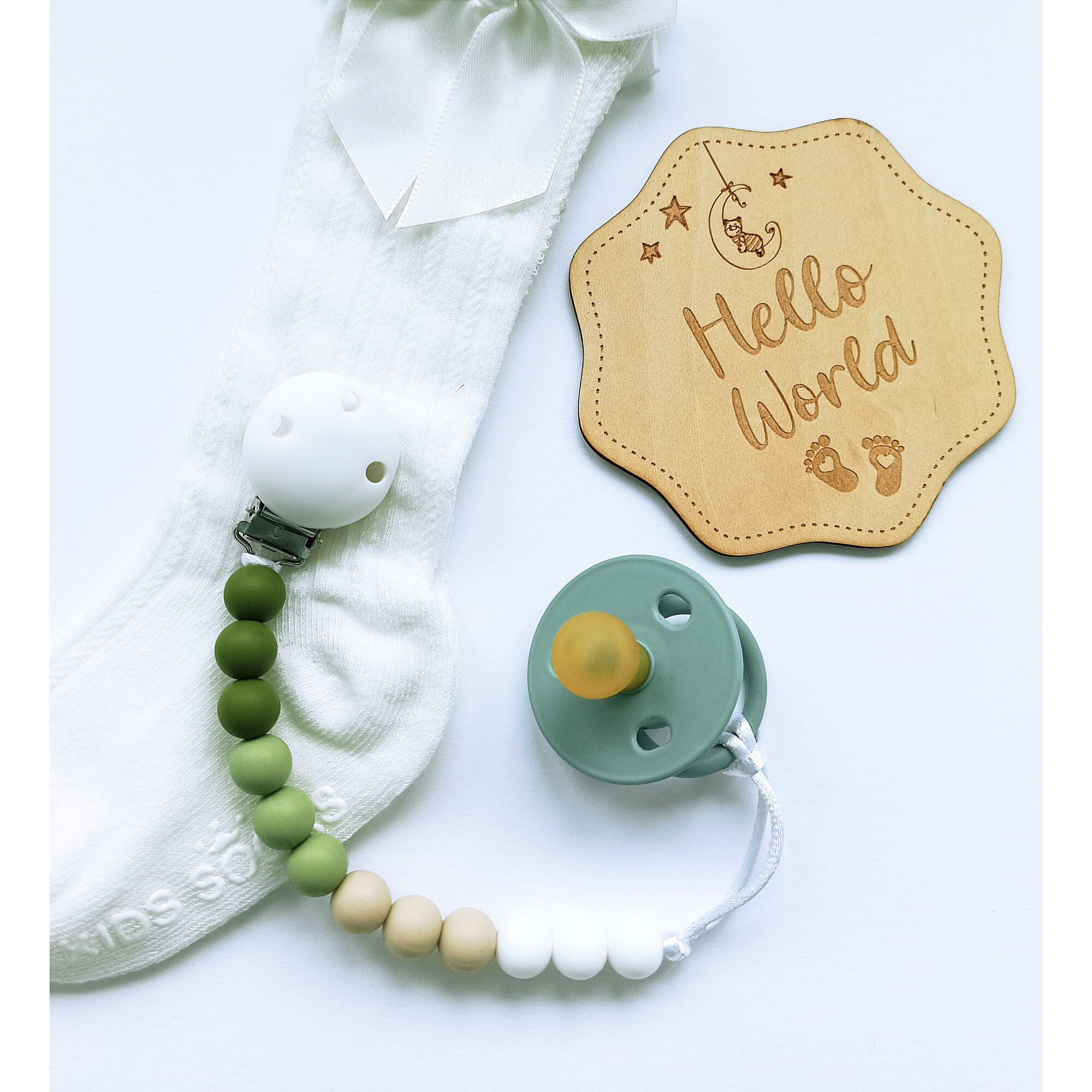 Lantisor pentru suzeta, handmade, silicon alimentar, verde prafuit, 21 ...