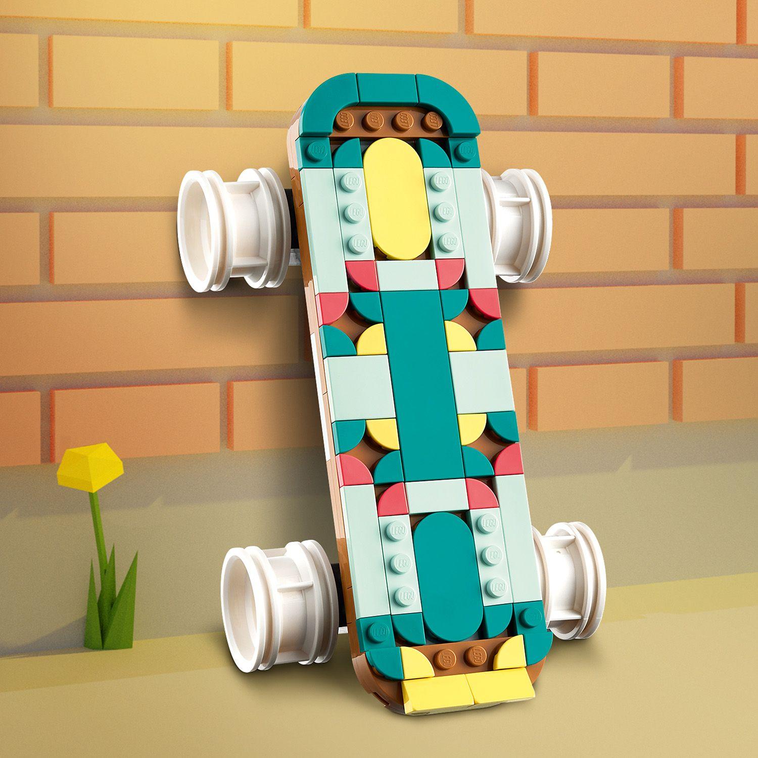 LEGO® Creator 3 в 1 - Ретро ролкови кънки 31148, 342 части - eMAG.bg