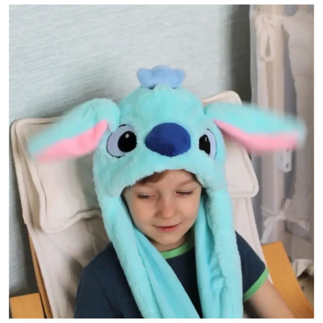 Caciula pentru copii, model Stitch, leduri si miscari din urechi ...