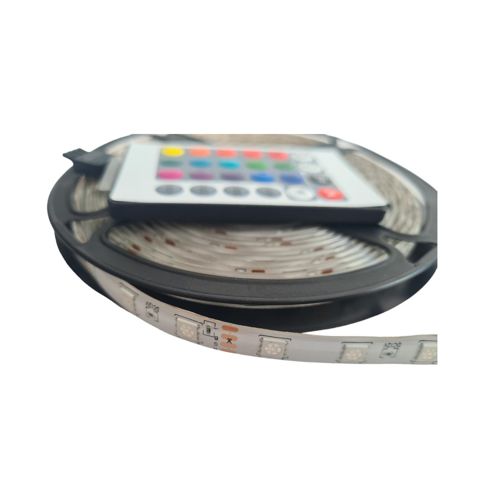 Banda Led Rgb 5 Metri Exterior Interior Ip65 30 Leduri M 5050 Rgb