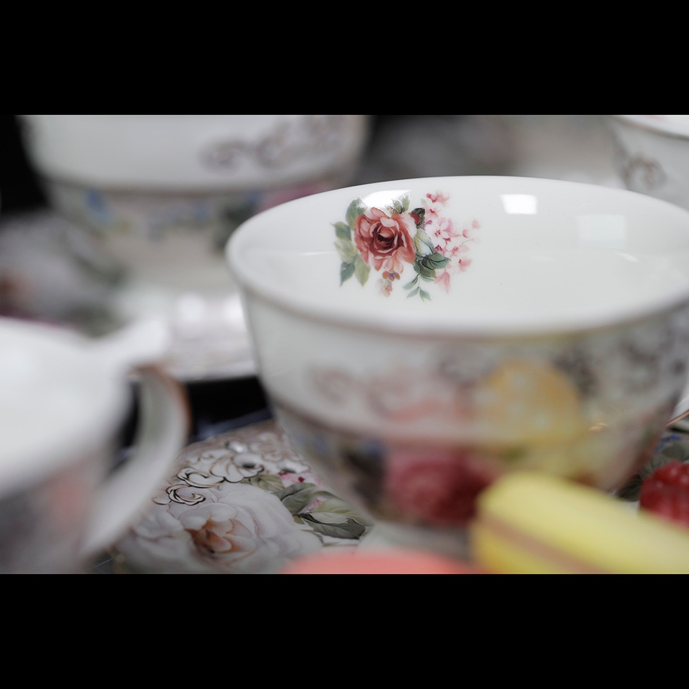 Set de 6 cesti cu 6 farfurioare si zaharnita Malooki, Luxury Collection ...