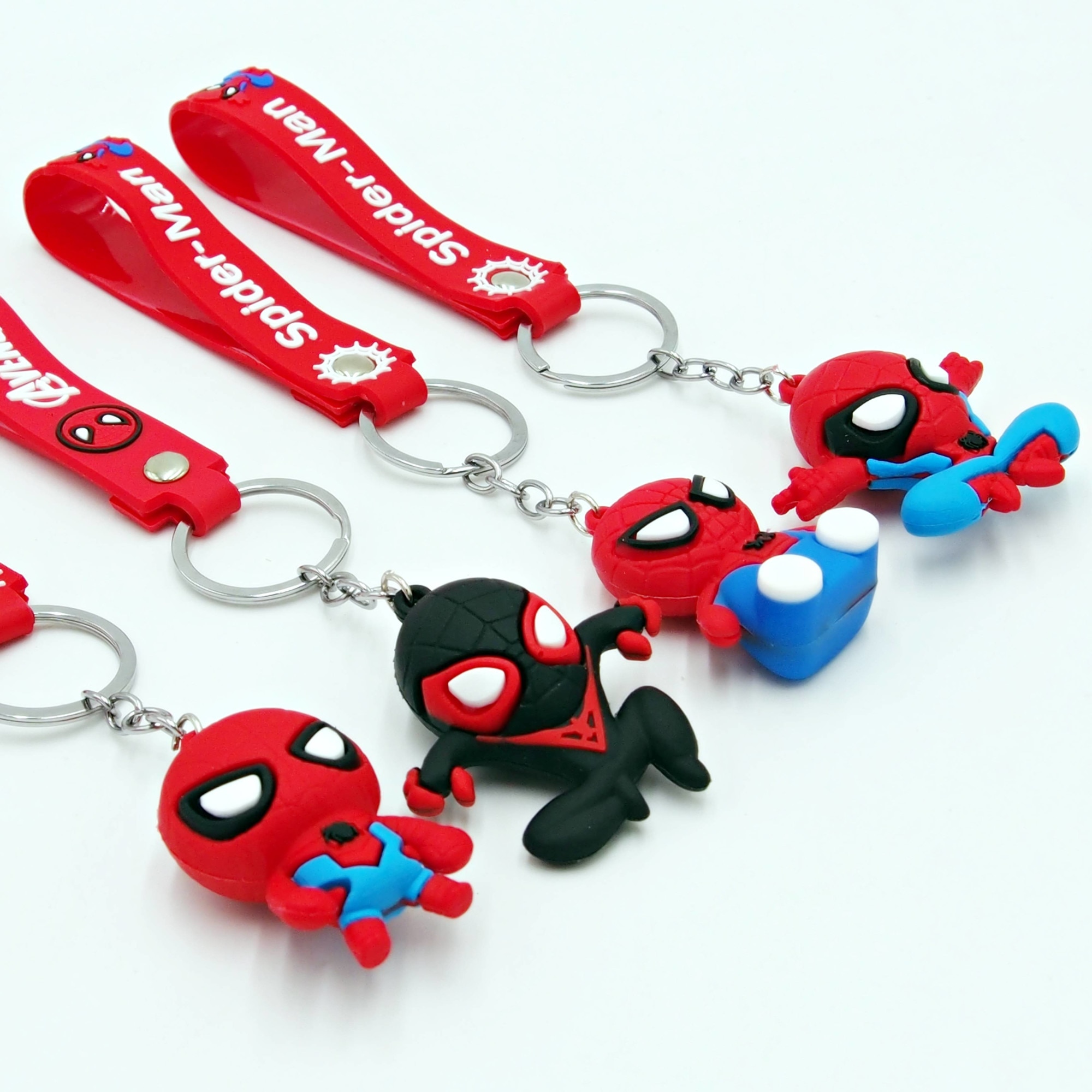 Breloc silicon, Spider Man, negru, 5 cm - eMAG.ro