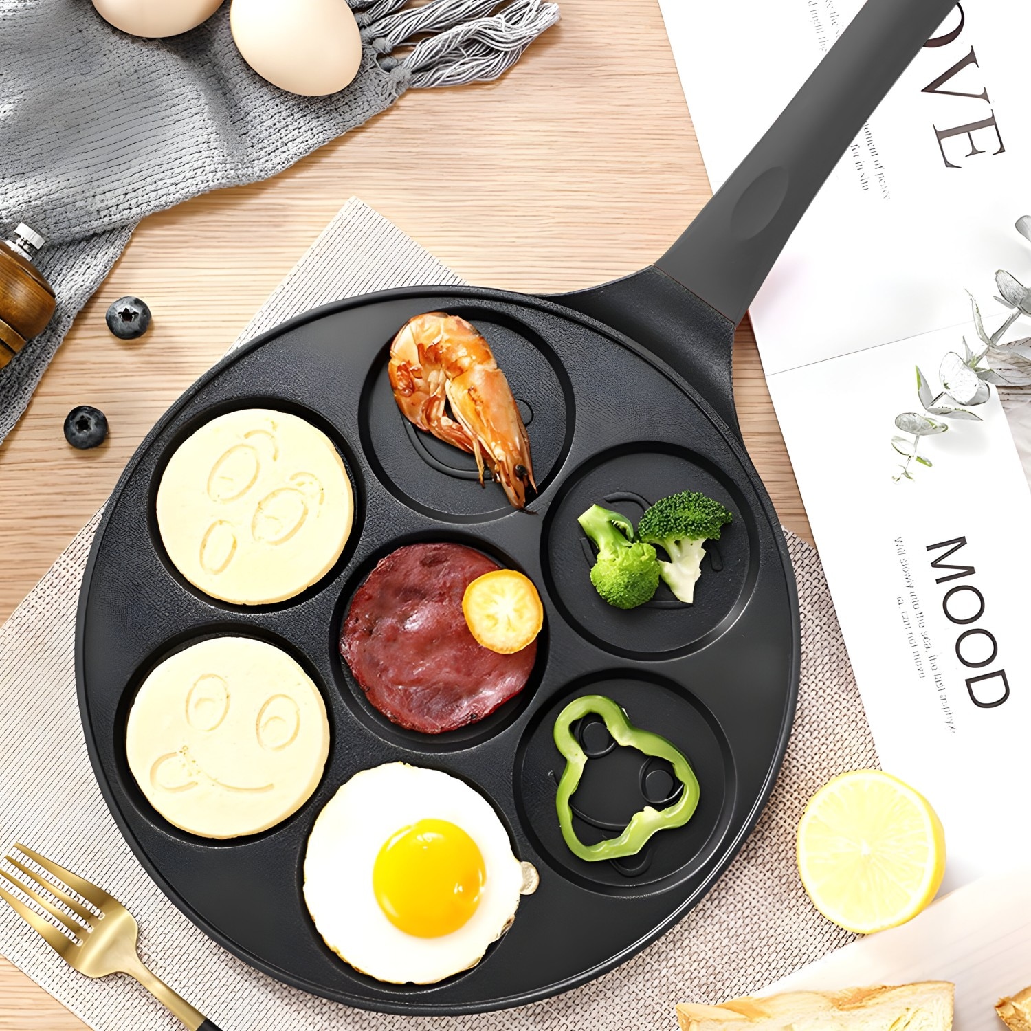 Tigaie pentru clatita cu 7 forme Smile Pancakes, 26,5 cm - eMAG.ro