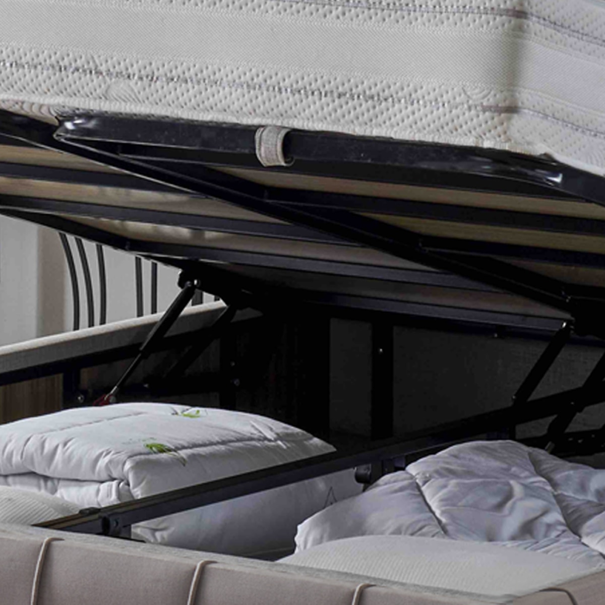 Pat tapitat, Pronto, 200x200 cm - eMAG.ro