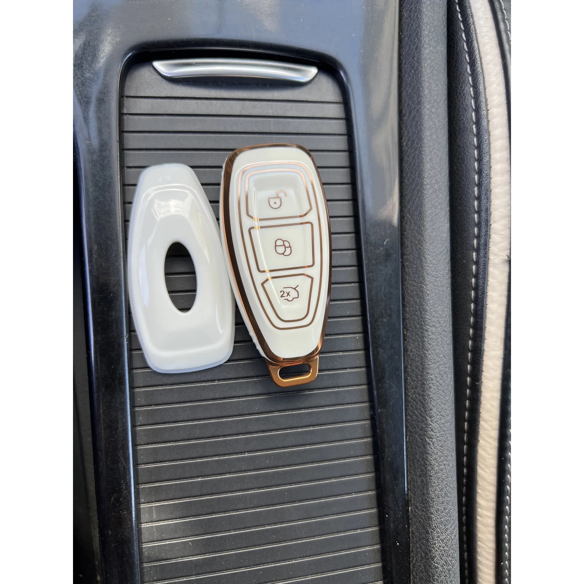 Husa alb pentru cheie smart Ford Focus Fiesta Fusion Kuga Ecosport 3 4 ...