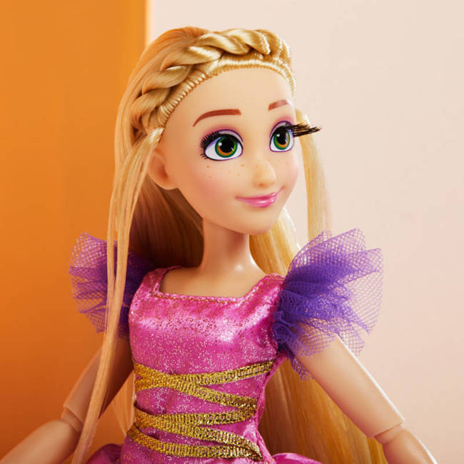 Papusa Disney Princess Style - Rapunzel, 30 cm - eMAG.ro