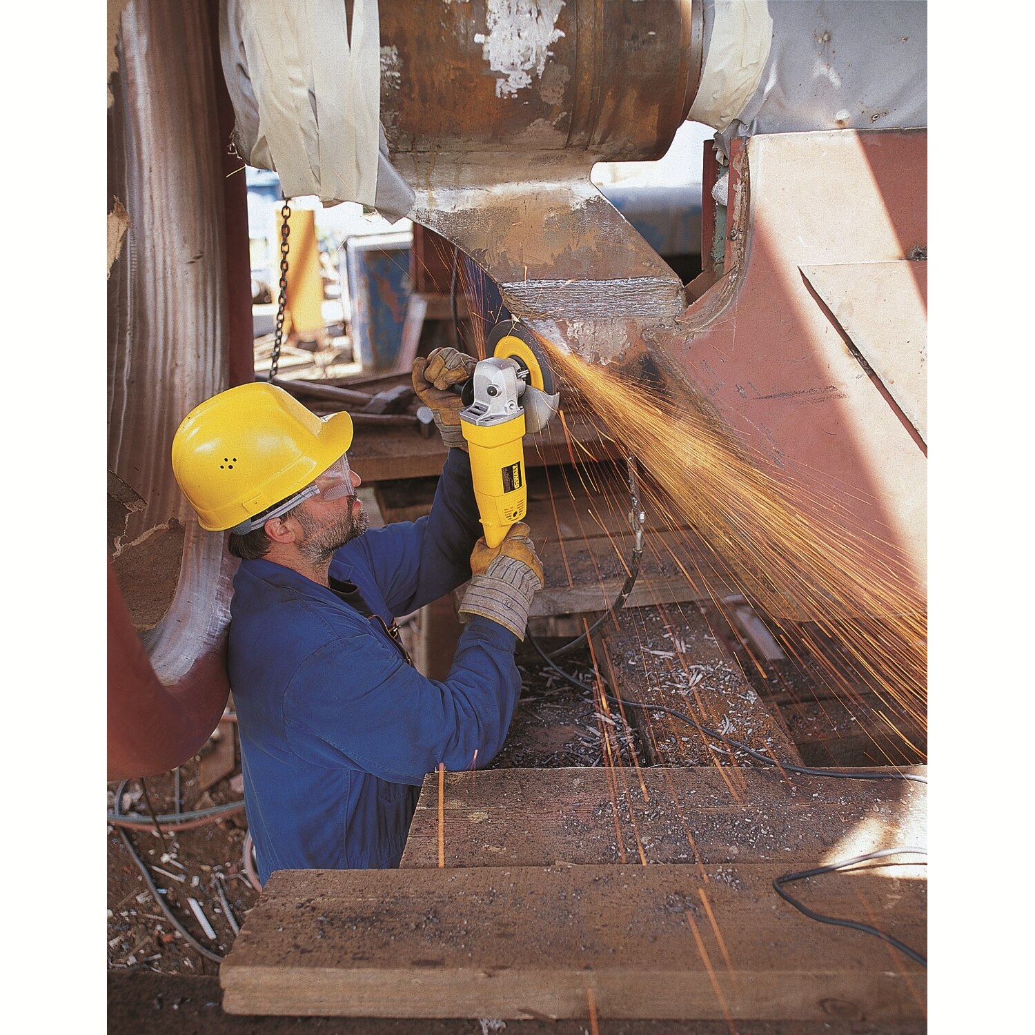 DeWALT DW840 sarokcsiszoló, 1800 W, 8000 RPM, 180 mm - eMAG.hu