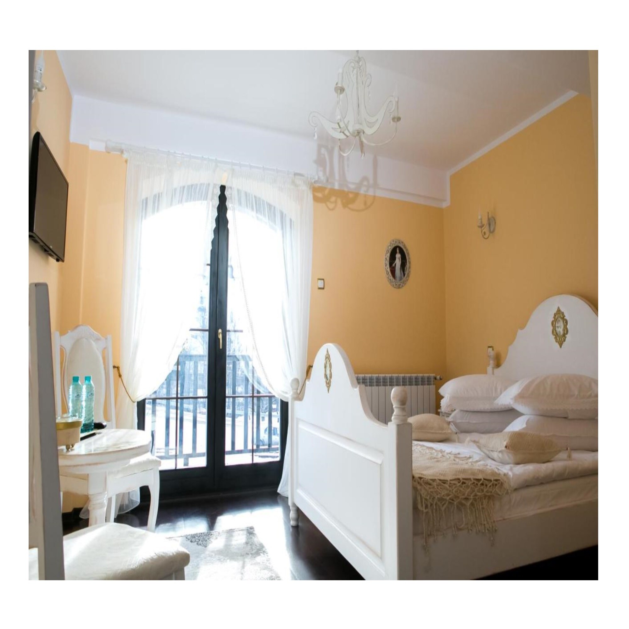 Camera dubla standard, Luisenthal Conac, 4 stele, 4 nopti, Suceava, 03. ...