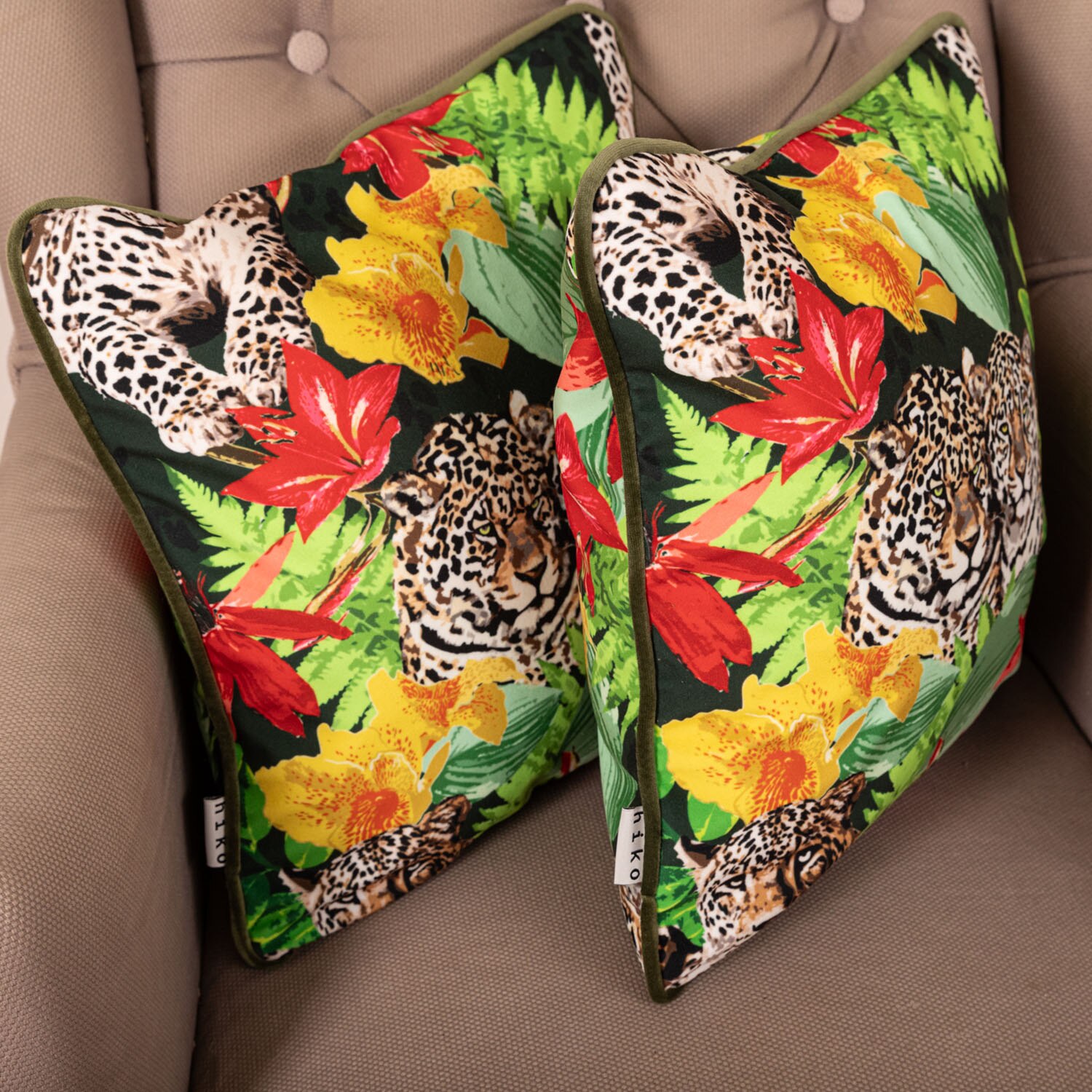 Set 2 perne decorative 2x40x40cm cu fata detasabila, Hiko Fantasy ...