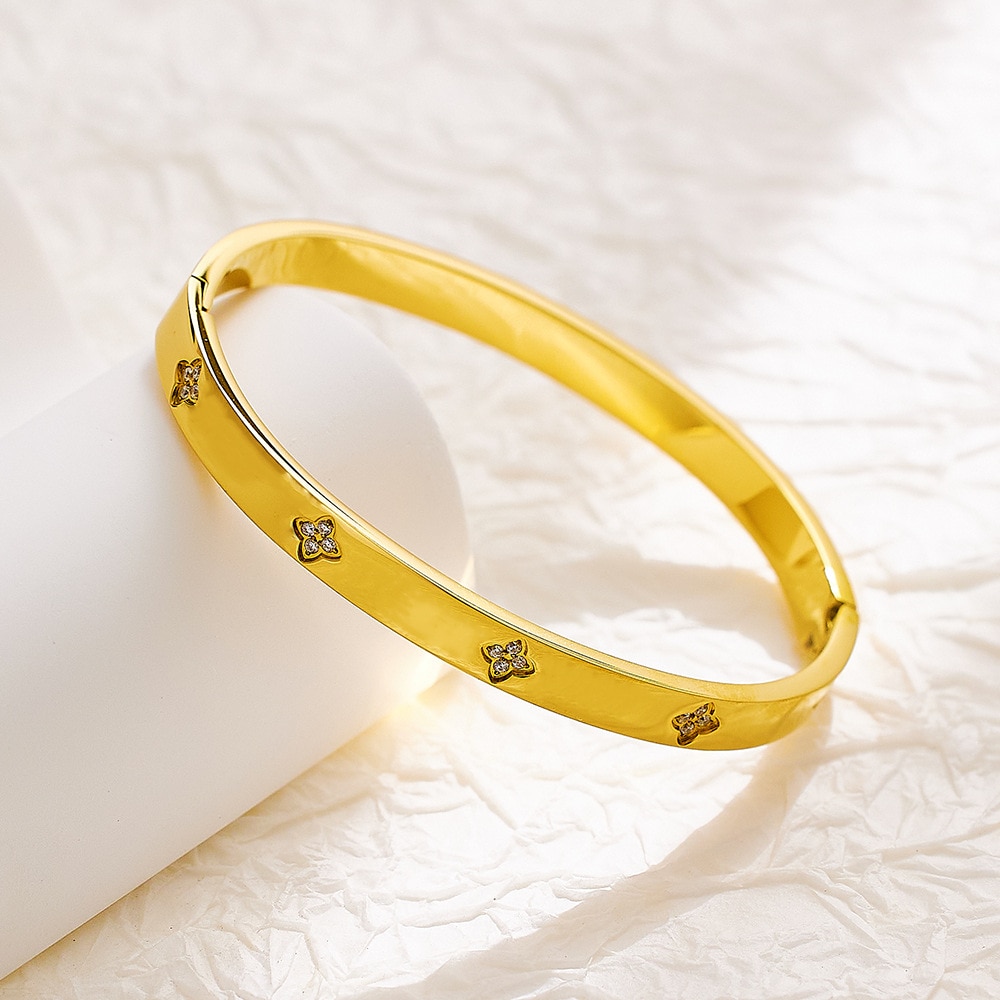 Bratara tip Bangle fixa cu strasuri din pietre zirconiu, model cu ...