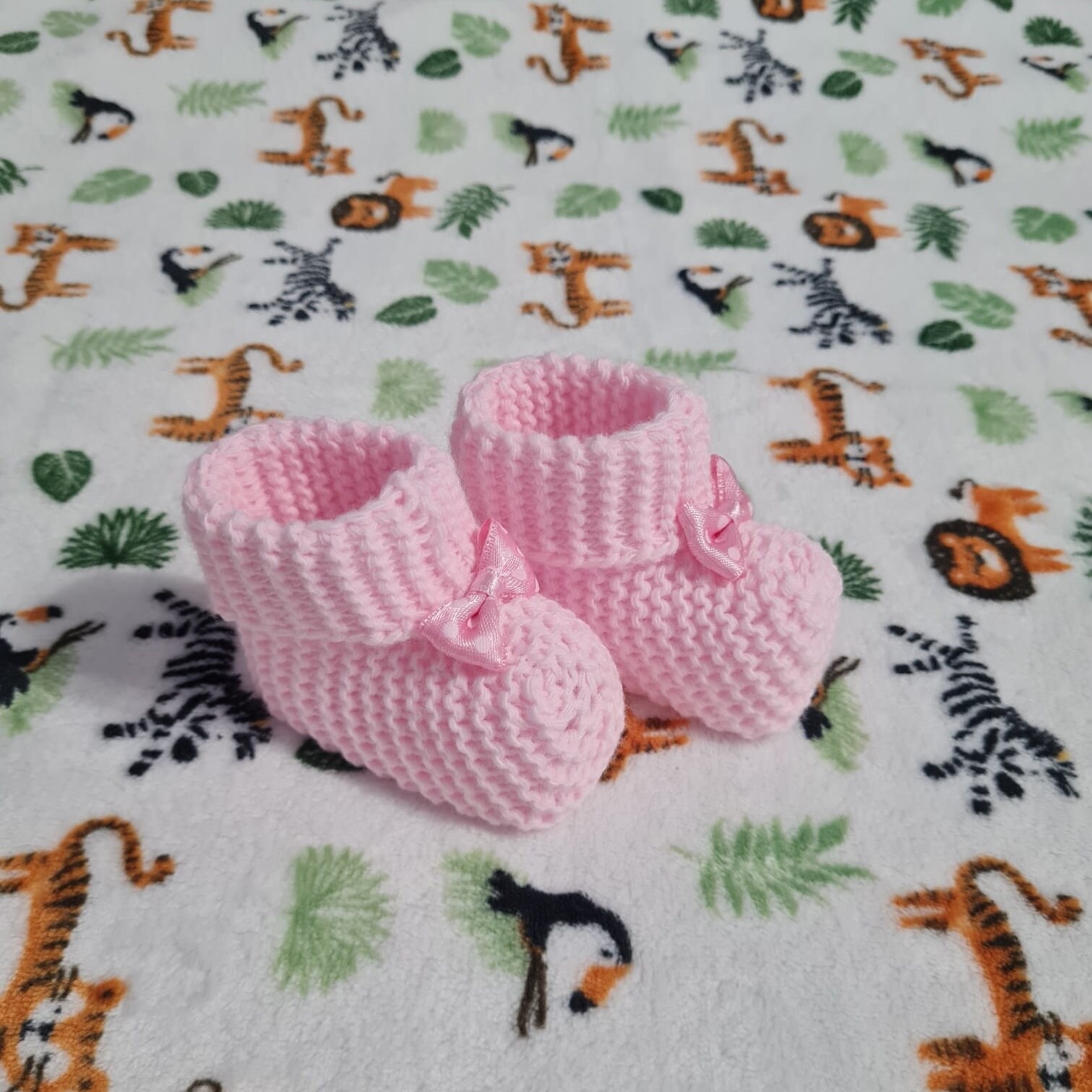 Botosei Tricotati cu Fundita, Roz, 0-3 luni - eMAG.ro