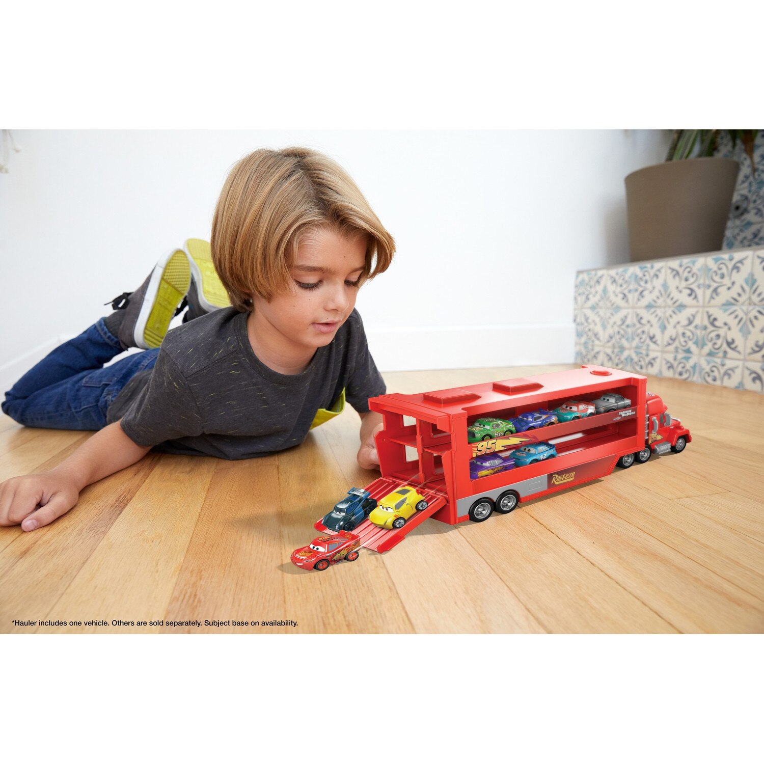 Set Mini Fulger Mcqueen metal + Camion Transporter, Disney Cars, Mack ...