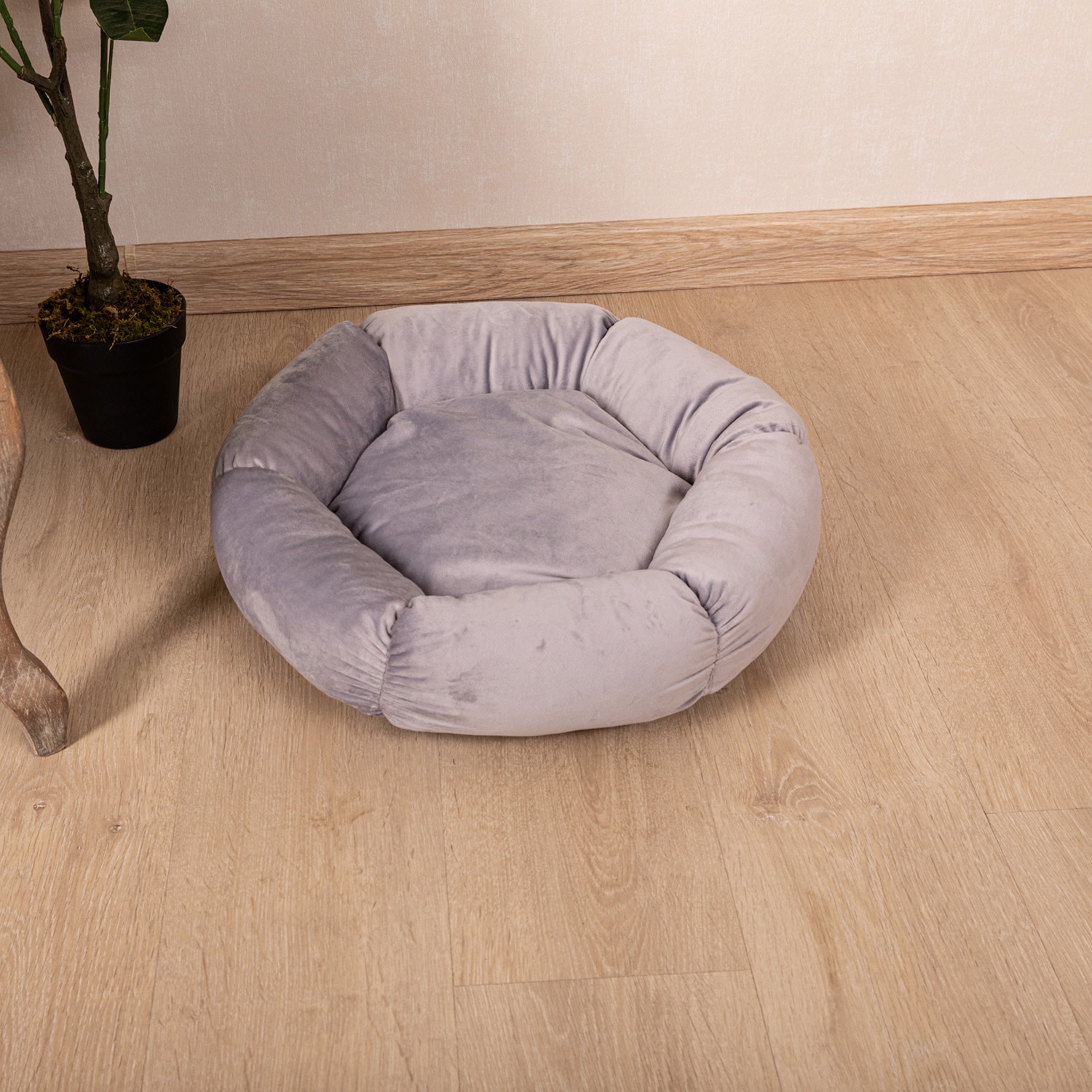 Легло за котка или кученце с диаметър 50см от Hiko Comfy Flower ...