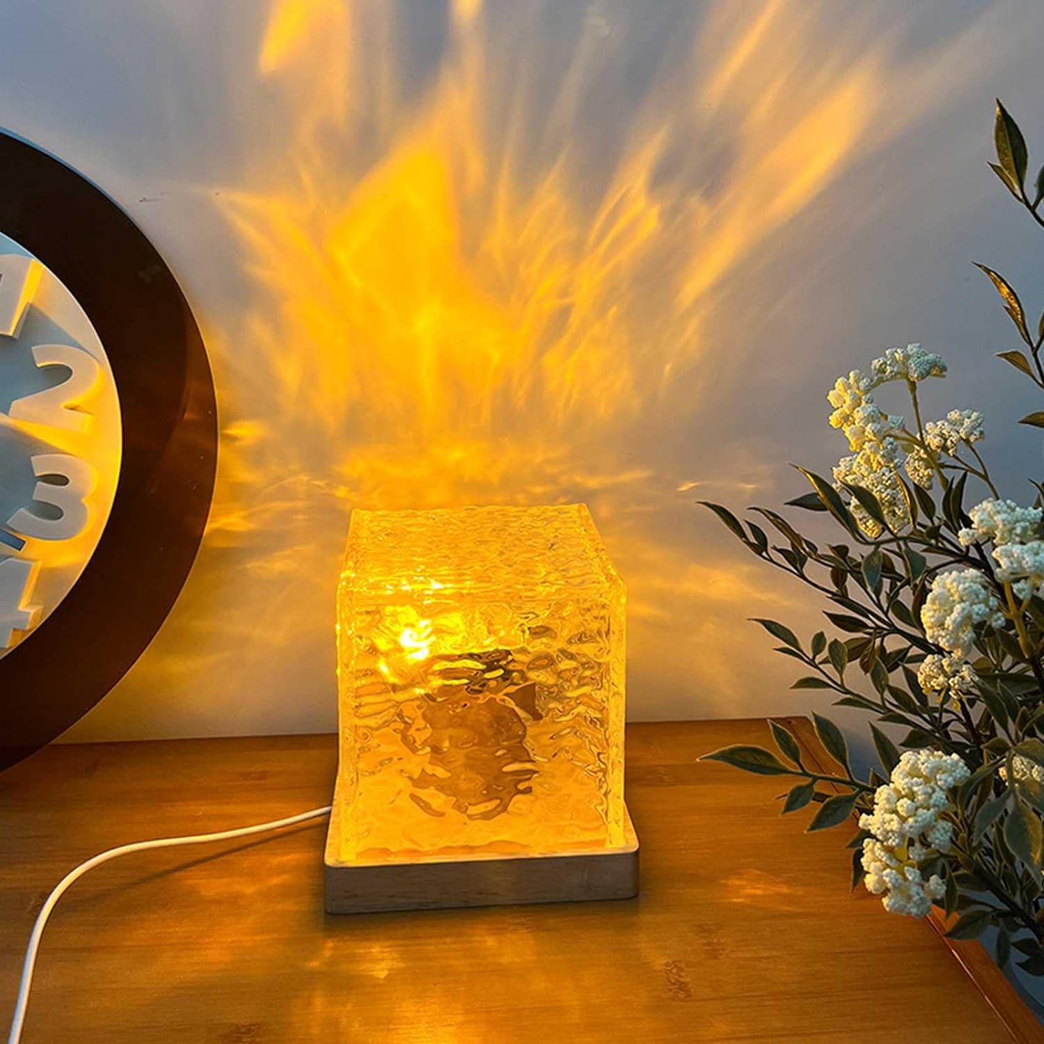 Lampa ambientala Crystal Cube LED 3 Culori cu Efect de Valuri, Control ...