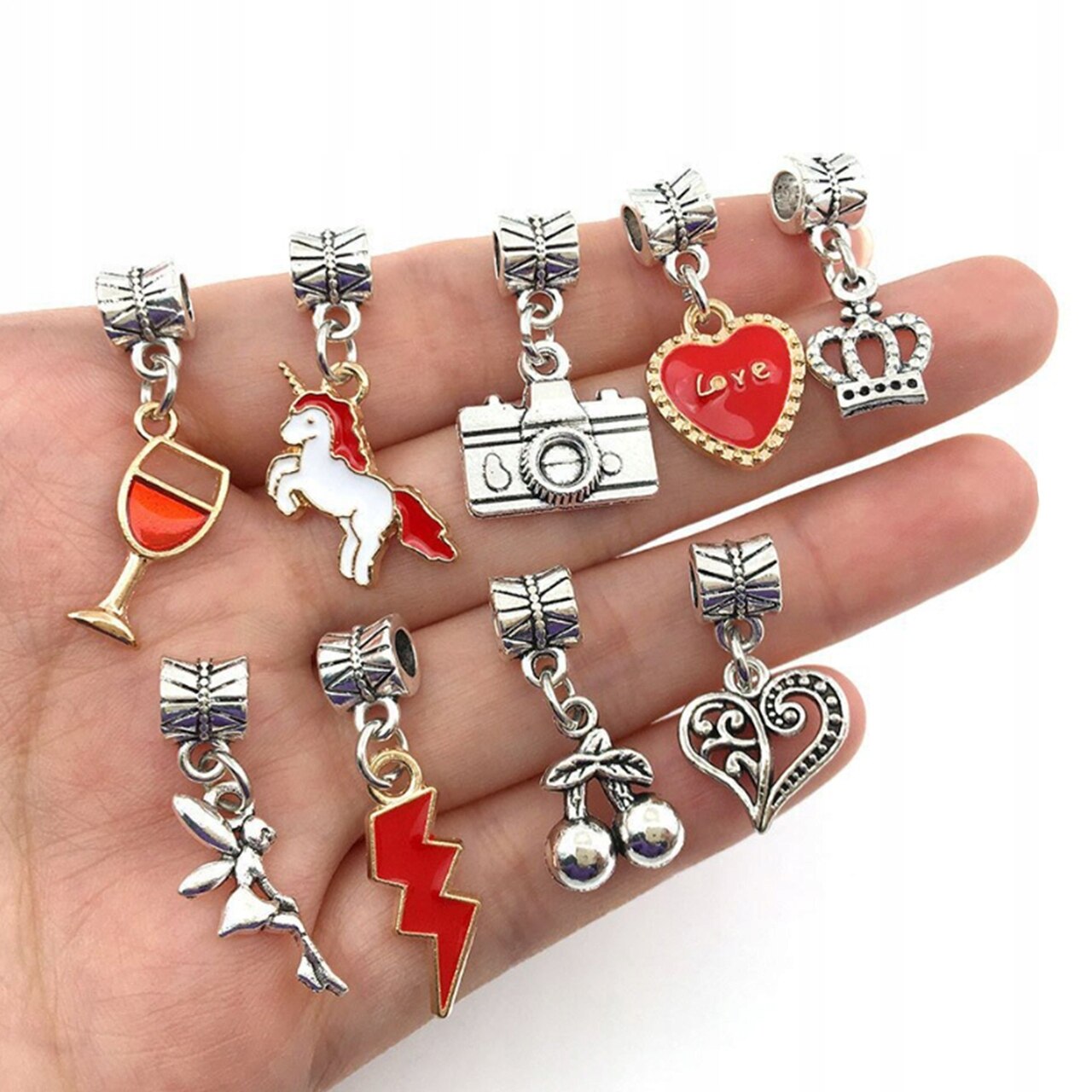 Set pentru creat 3 bratari, Zola®, 63 charmuri, cutie depozitare - eMAG.ro
