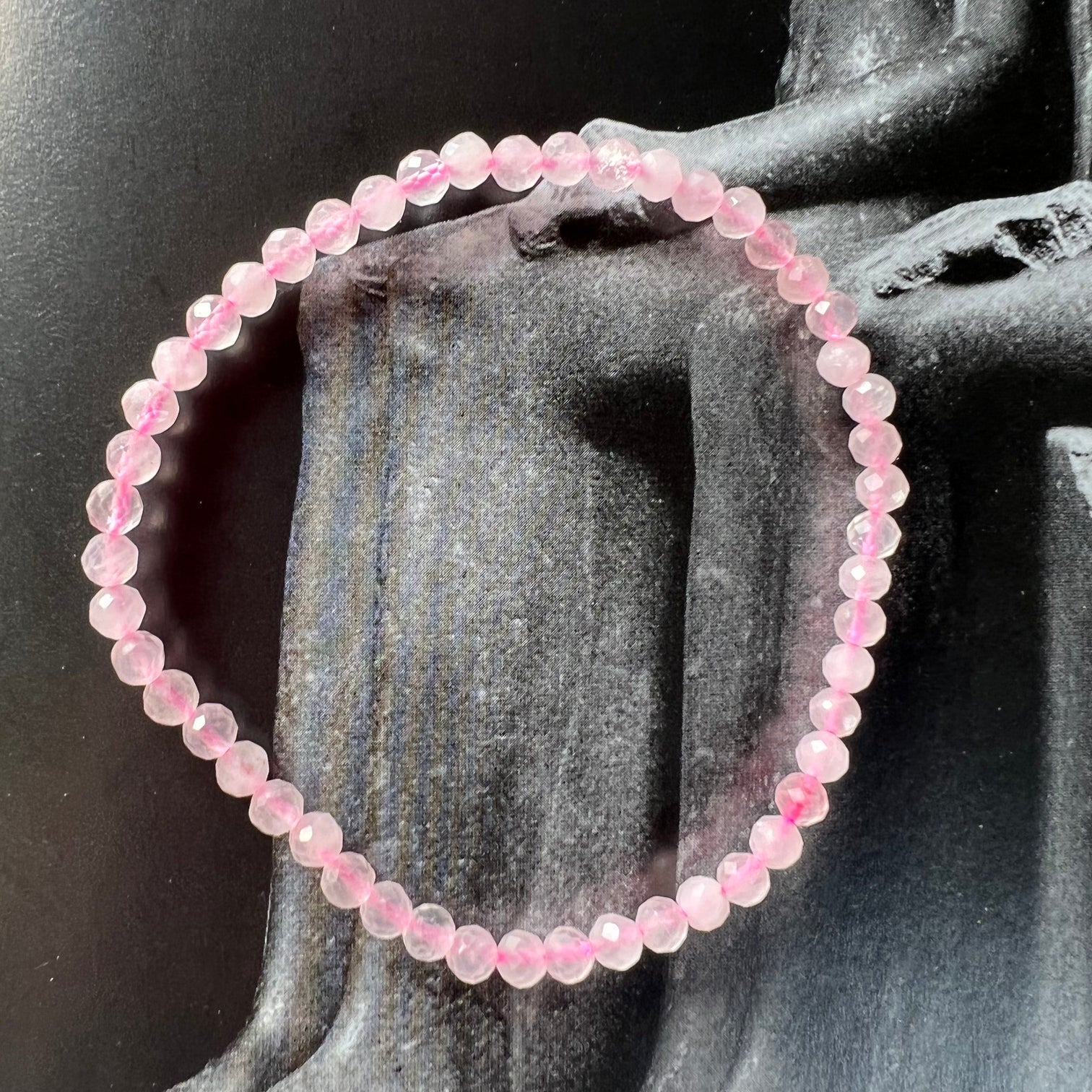 Bratara cuart roz, 3 mm - eMAG.ro