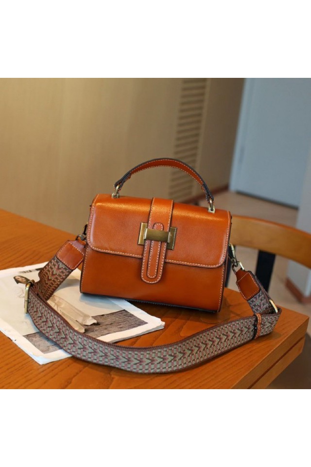 Női kis crossbody táska, retro, természetes bőrből, csattal ...