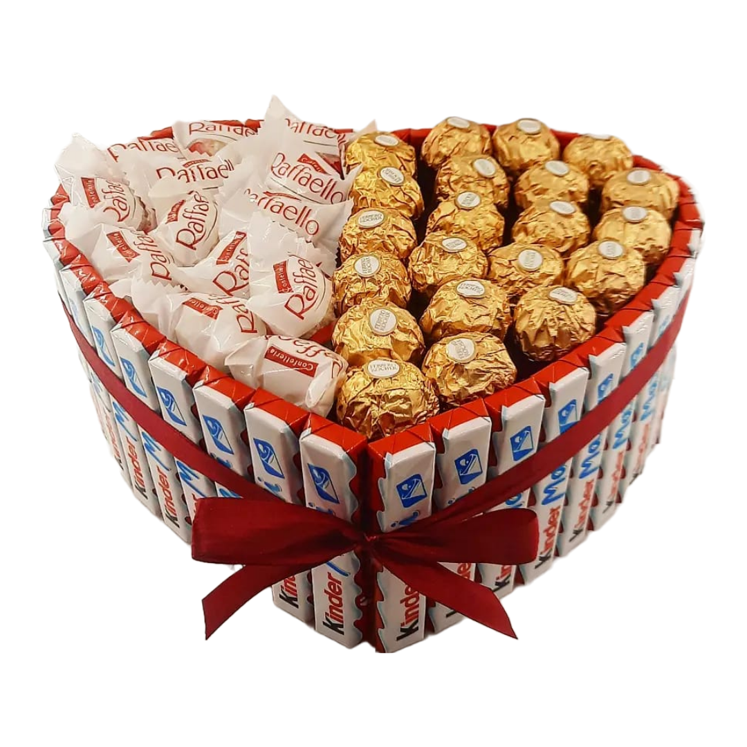 Cadou in forma de inima cu Kinder Maxi, Ferrero Rocher si Raffaello ...