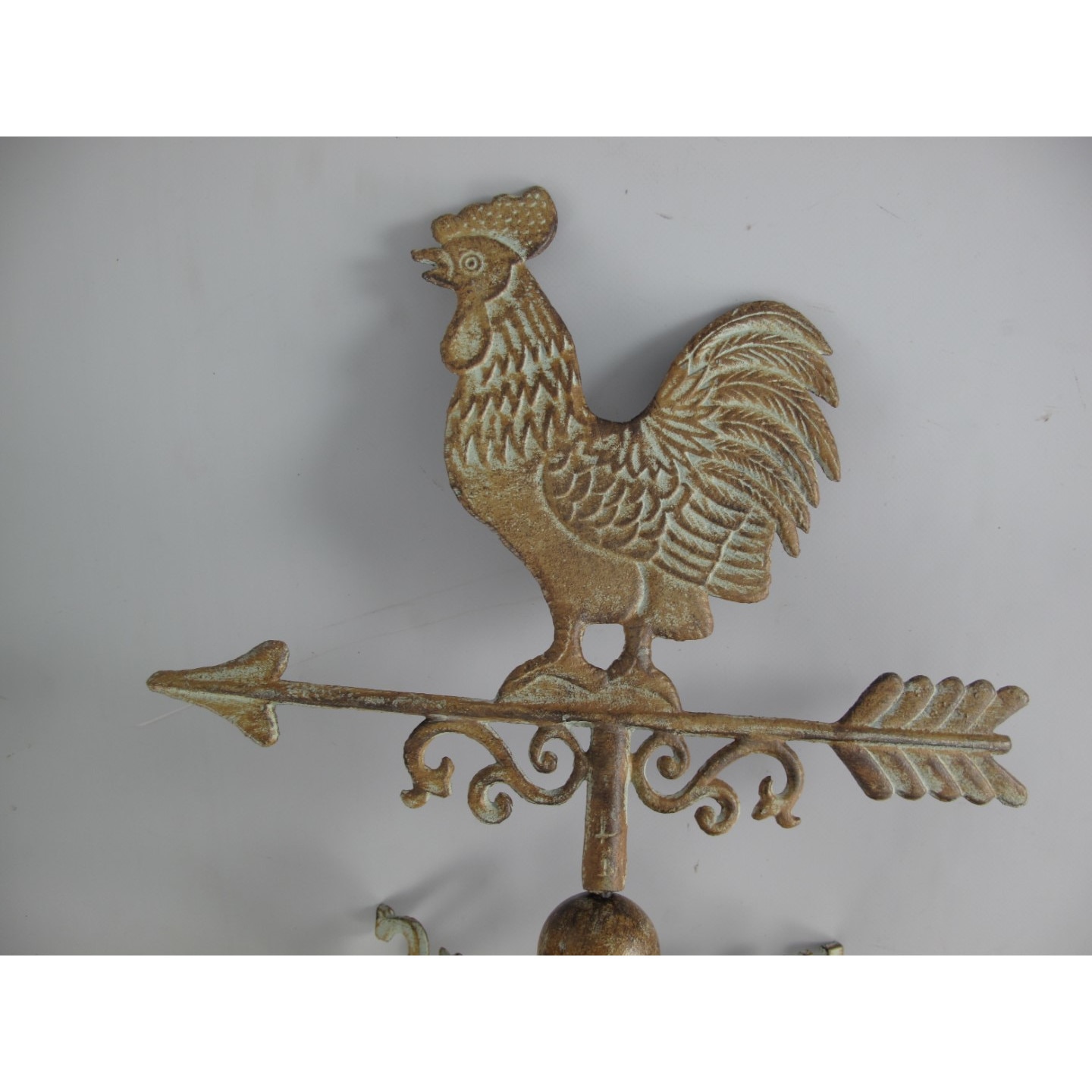 Girueta de perete, fonta colorata, model cu cocos, H 65 x 45 cm - eMAG.ro