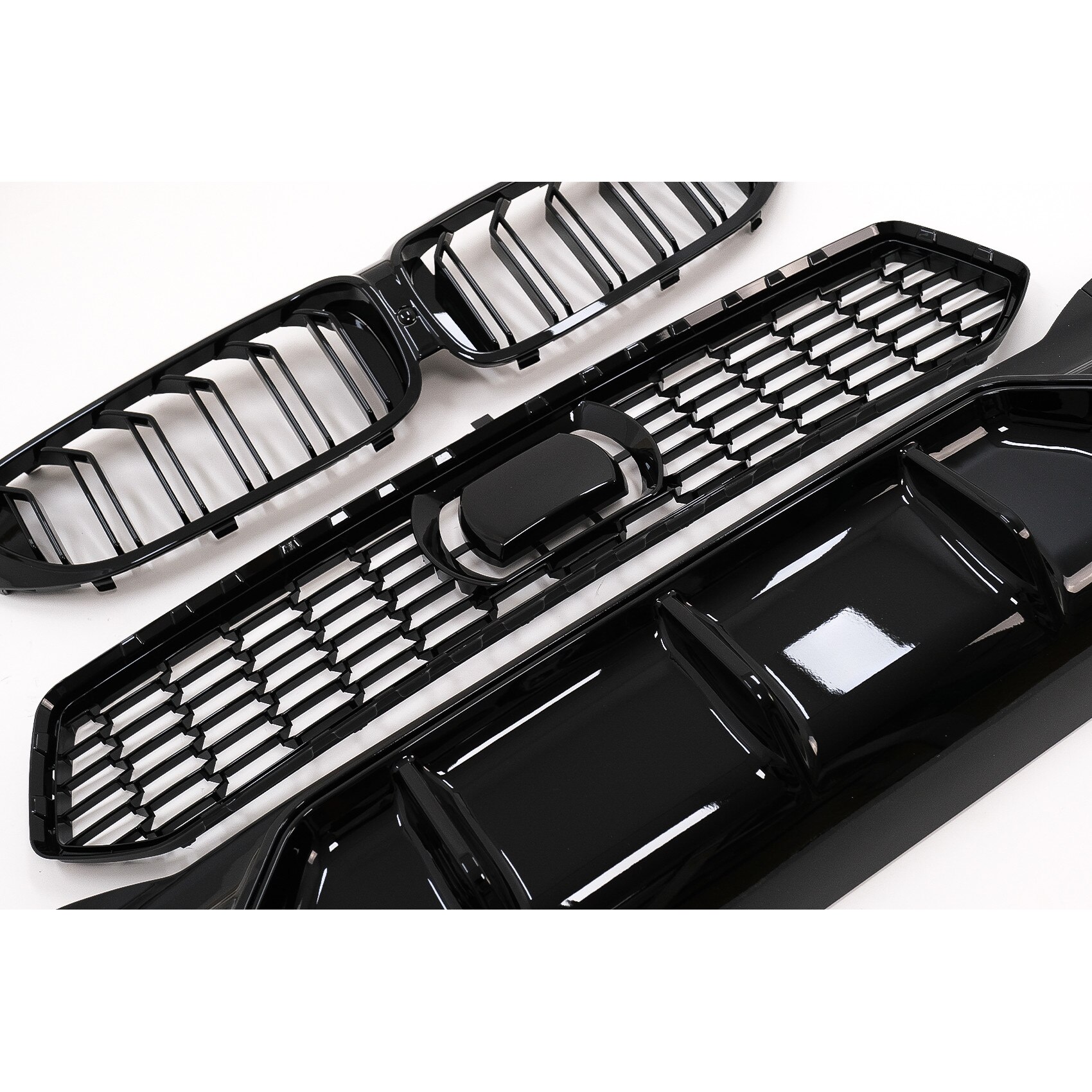 Pachet Exterior Complet compatibil cu BMW Seria 5 G30 2017-2019 M5 ...