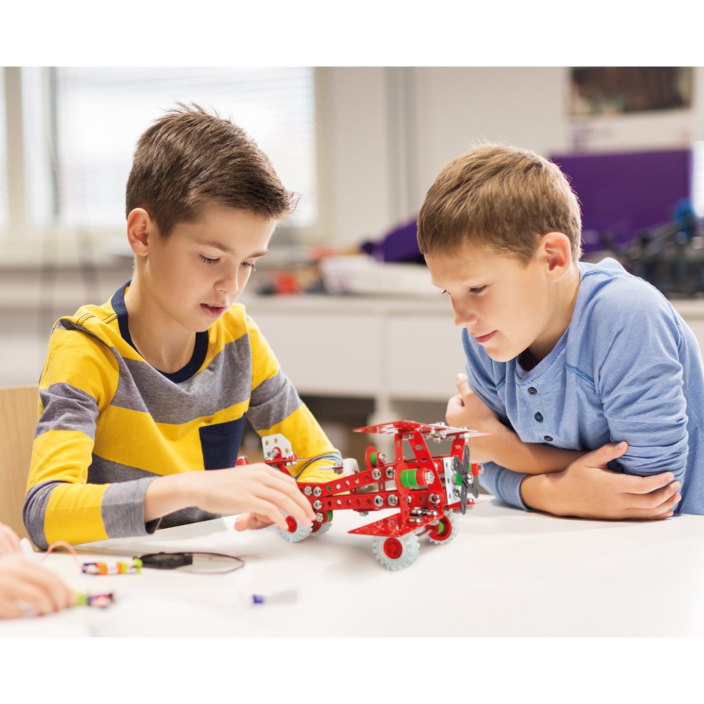 Joc Constructor - Dety, 216 piese, joc STEM, 8+ - eMAG.ro