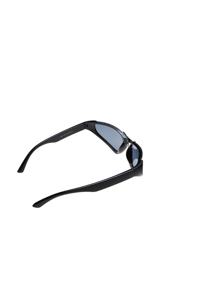 Ochelari de soare moderni, eleganti, protectie UV avansata, potrivire ...