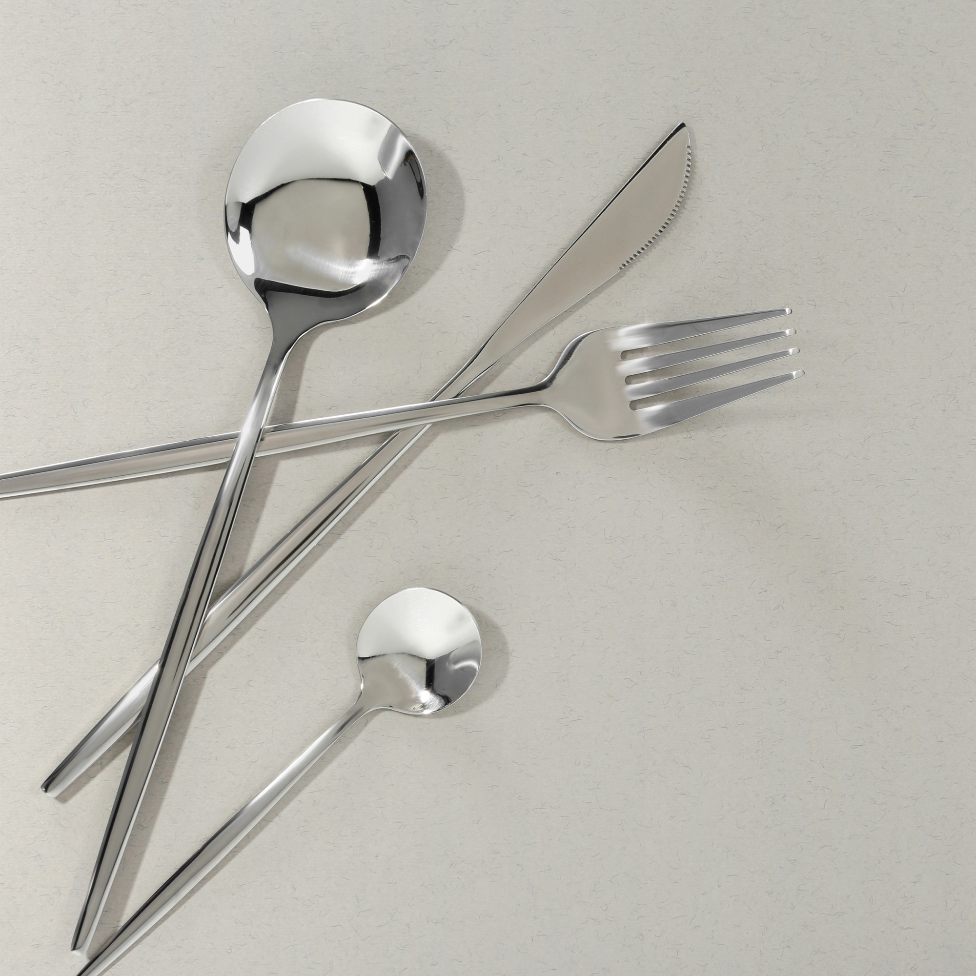 Set de 24 Tacamuri din INOX, 6 x Cutite, 6 x Linguri, 6 x Furculite, 6 ...