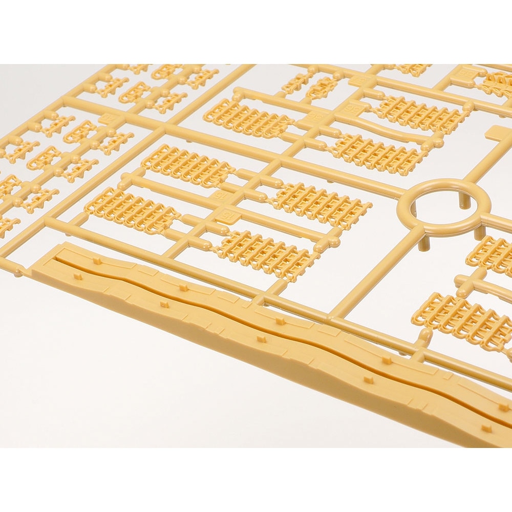 Macheta Militara de construit Tamiya Panzerkampfwagen IV Ausf.F Sdkfz ...