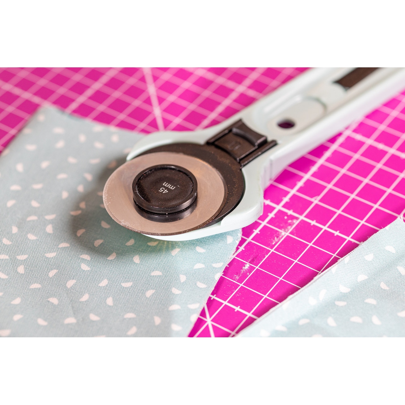 Cutter rotativ, 45 mm, Singer - eMAG.ro