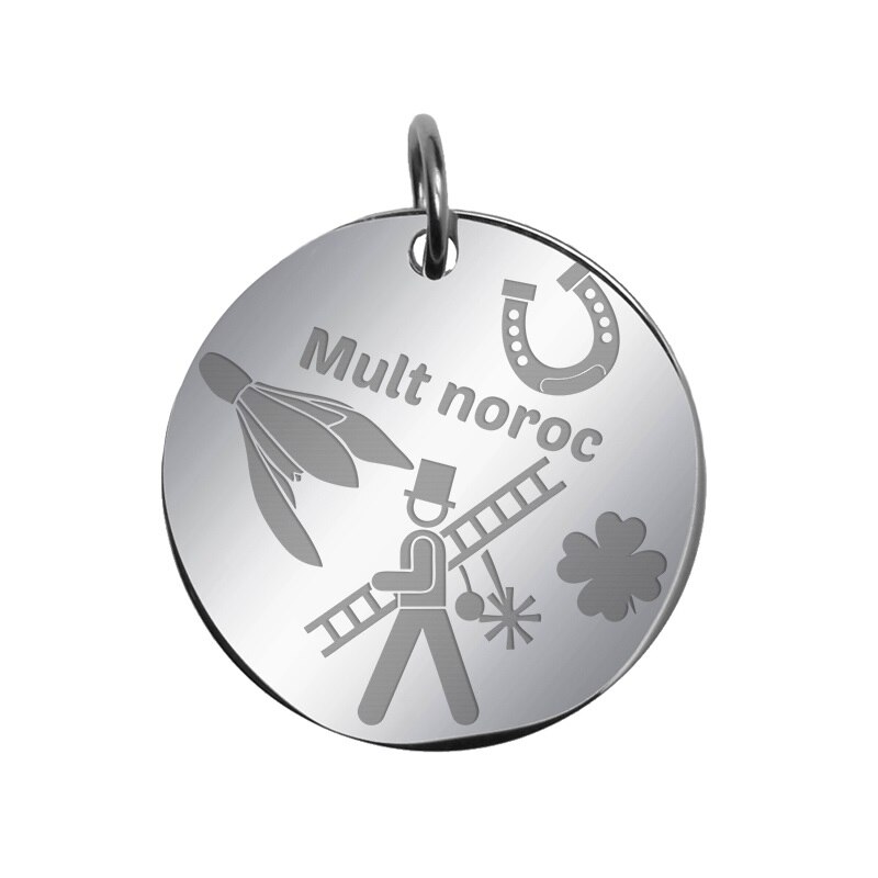 Martisor Pandantiv Inox Banut Argintiu Simboluri Mult Noroc - eMAG.ro