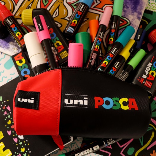 Penar UNIball Posca echipat cu 16 markere diferite, 6+6+4, Rosu - eMAG.ro