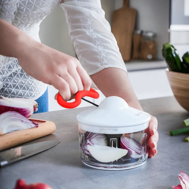 Mini Tocator manual pentru alimente Tefal Chefclub, 500 ml, alb/rosu ...