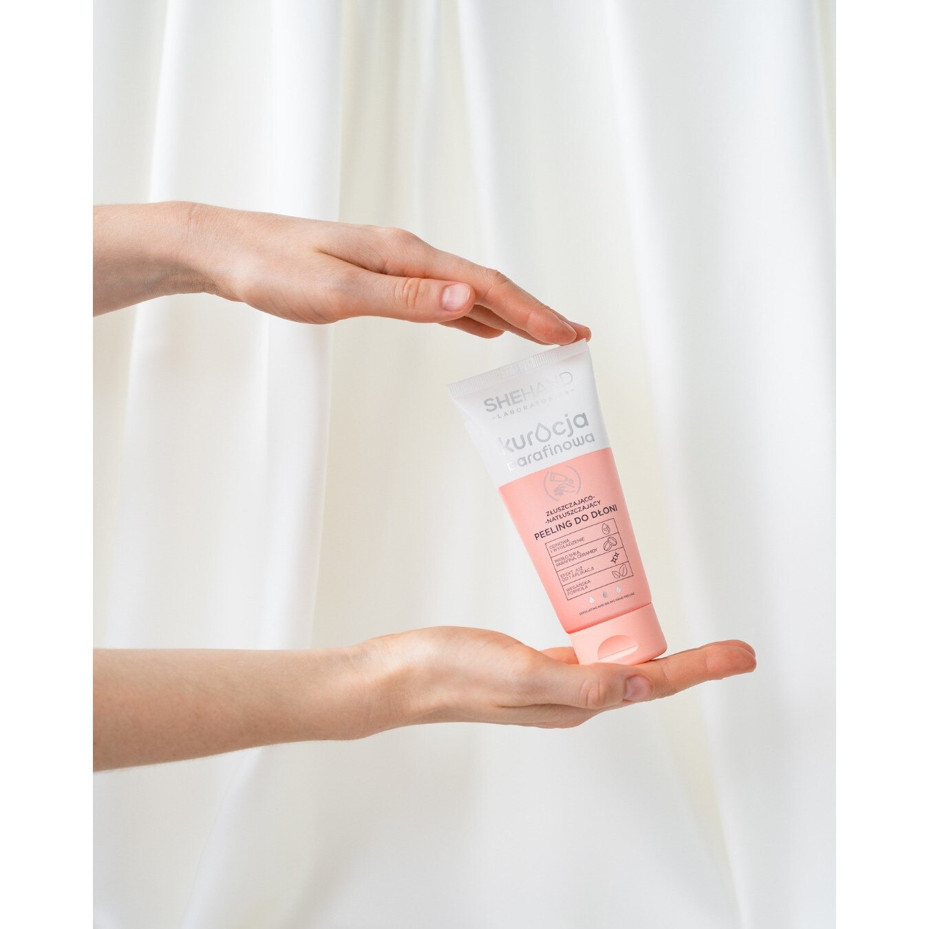 Peeling cu parafina pentru maini, 75g, SheHand - eMAG.ro