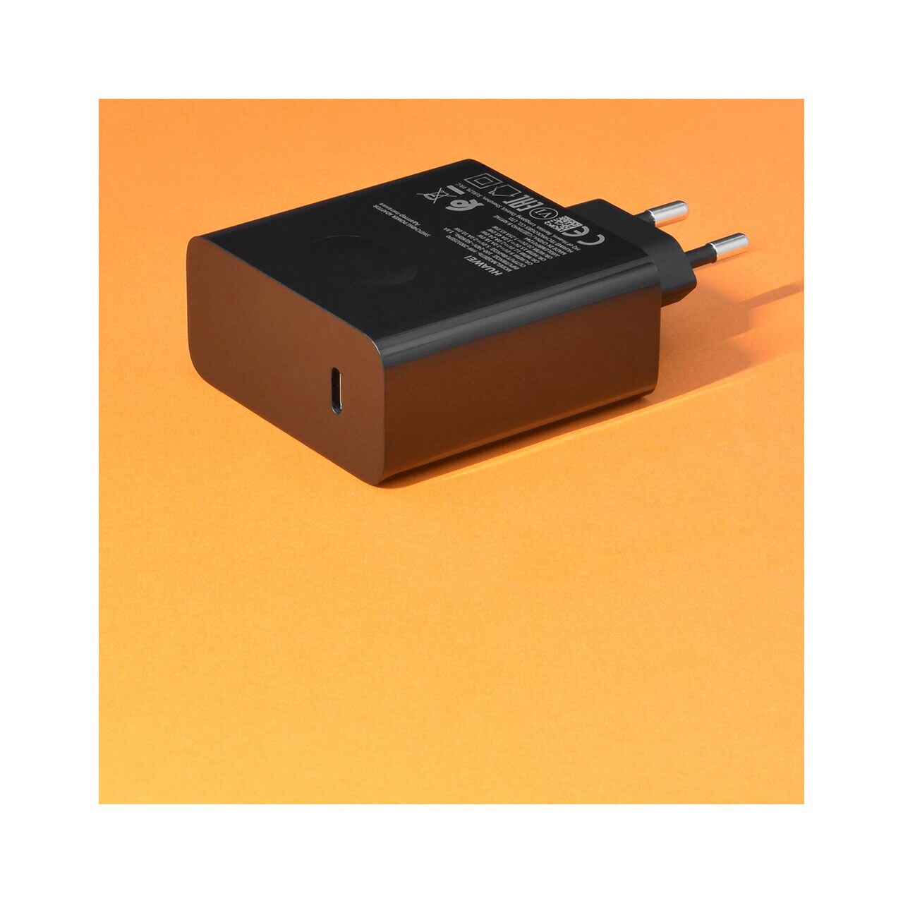 Зарядно устройство с контакт Type-C, 65W Huawei HW-200325EP0, черно ...