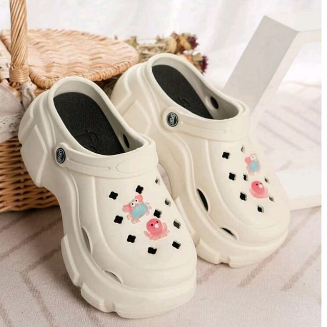 Crocs albi cu accesorii, marimea 36-37 - eMAG.ro