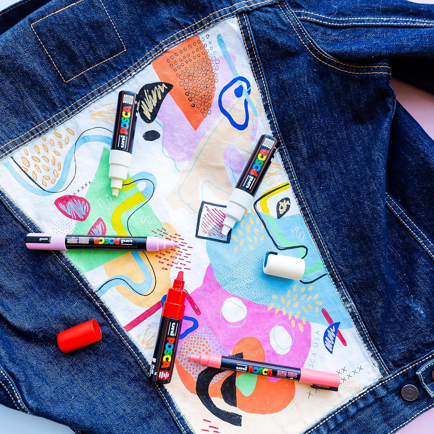 Комплект от 16 колички POSCA UNI Mitsubishi 5M, 1,8-2,5 мм, среден връх, боя на водна основа ...