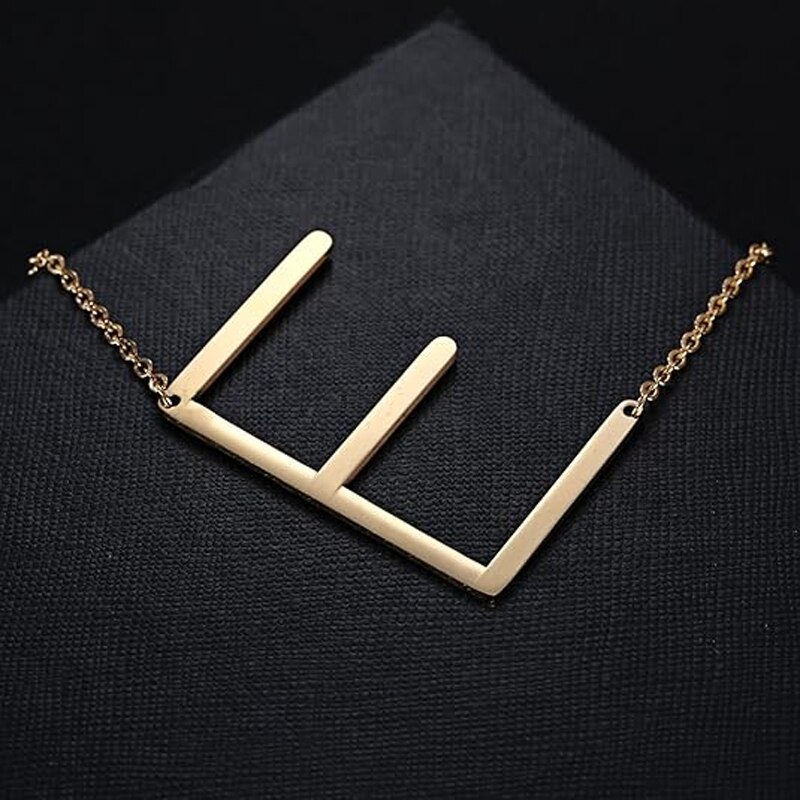 Colier cu initiala E, LLWL, Otel inox, Auriu - eMAG.ro