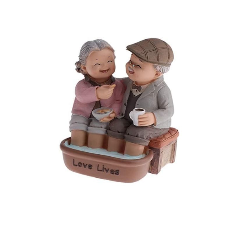 Figurine cuplu de batrani, Llwl, Rasina, 10x9x12.5cm, Multicolor - eMAG.ro