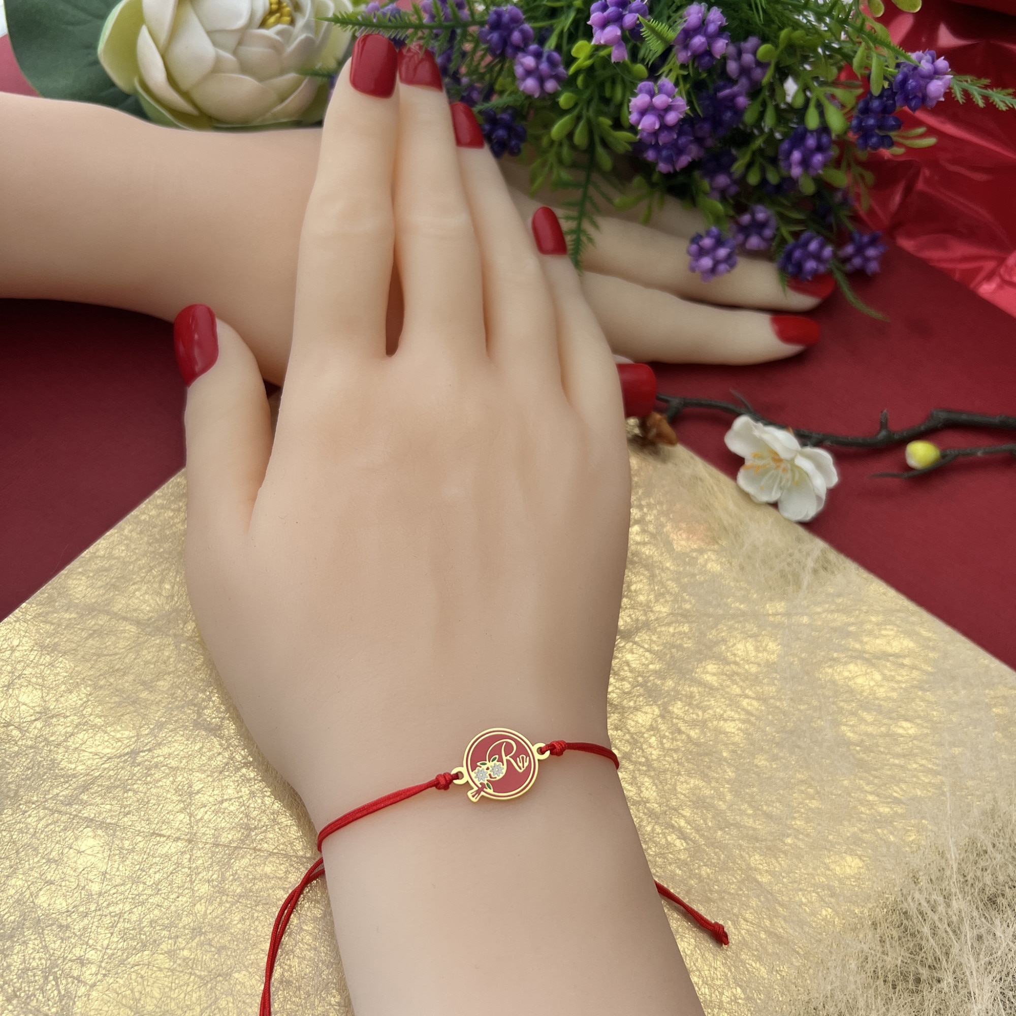 Bratara Initiala Rosie Stilizata Gold Plated - R - eMAG.ro