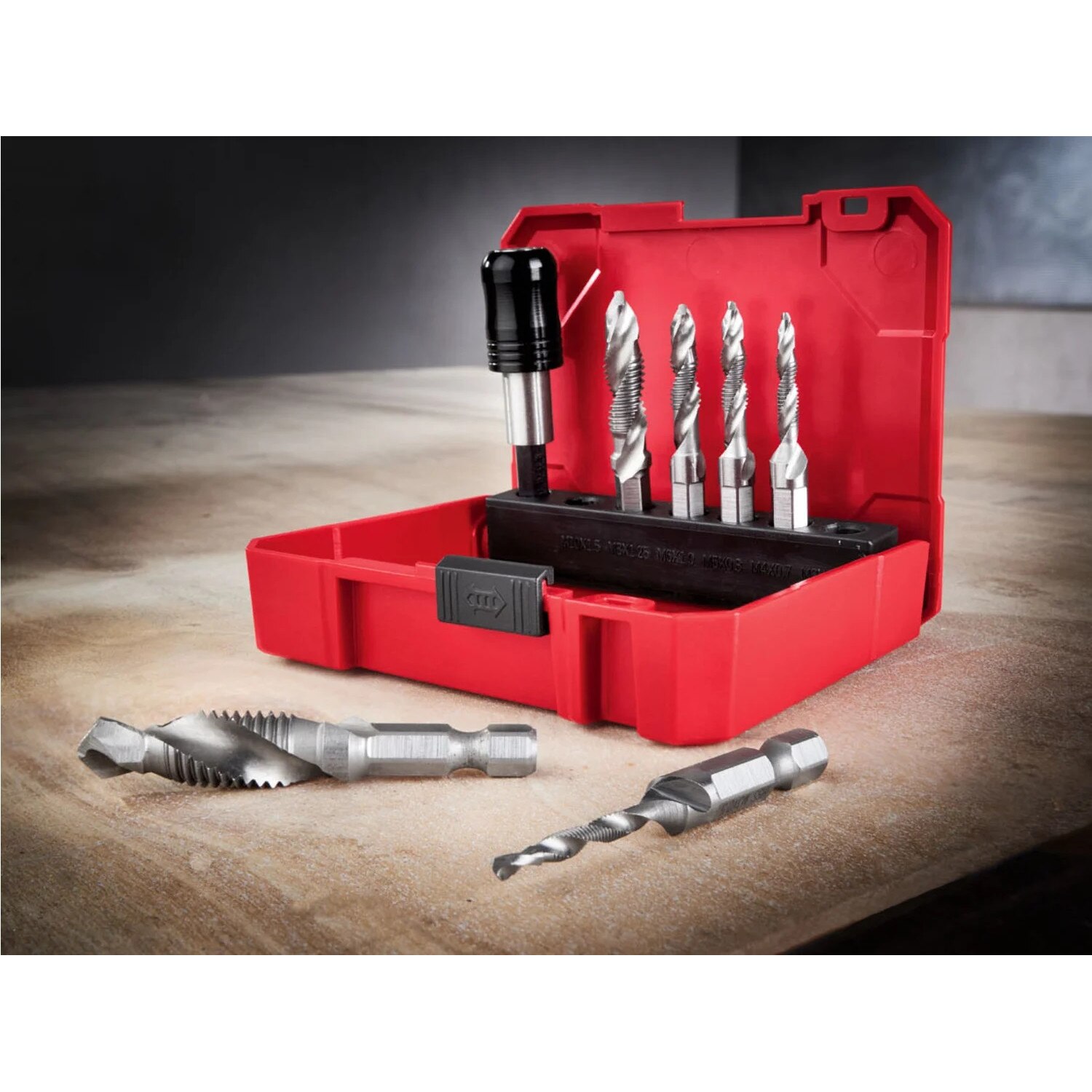 Set tarozi combinati PARKSIDE 7 buc, M3 / M4 / M5 / M6 / M8 / M10 - eMAG.ro