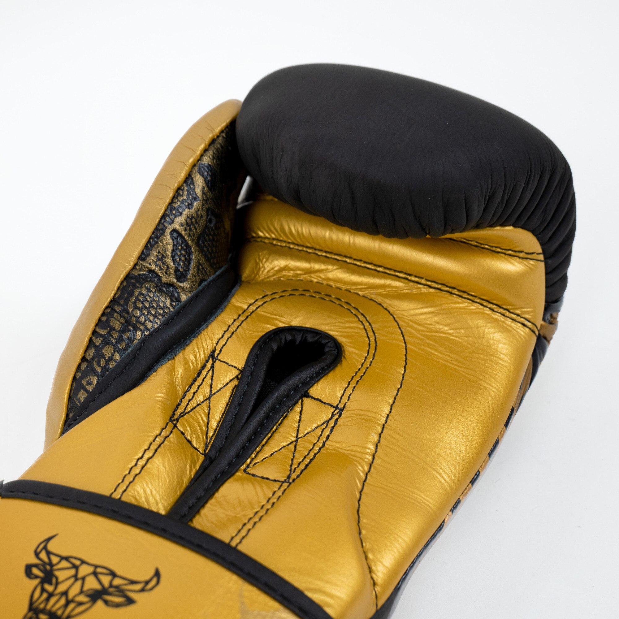 Manusi Box Knockout King Cobra 16OZ - eMAG.ro