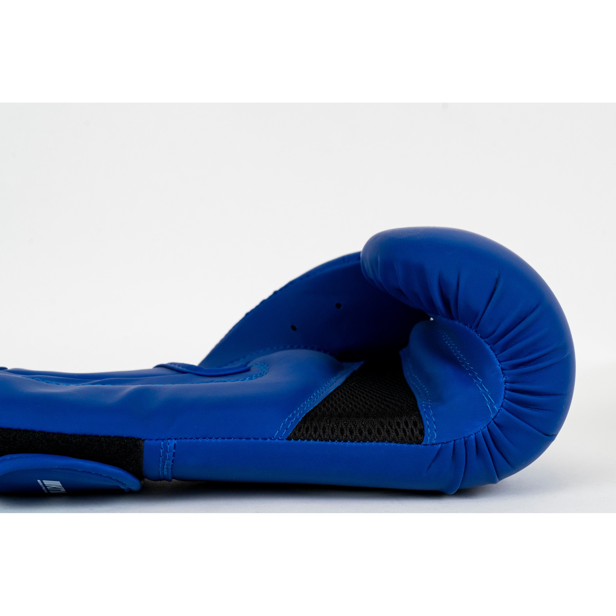 Manusi Box Knockout WKF Albastru / 12 OZ - eMAG.ro