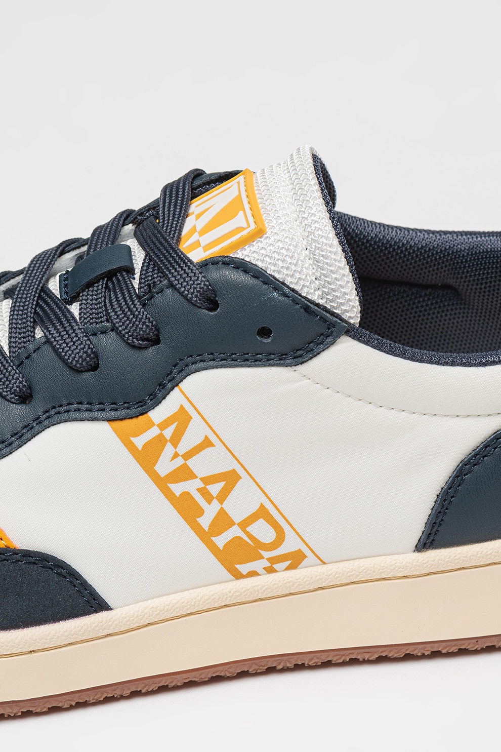 Napapijri, Pantofi sport cu insertii de plasa Courtis, Alb, Galben ...