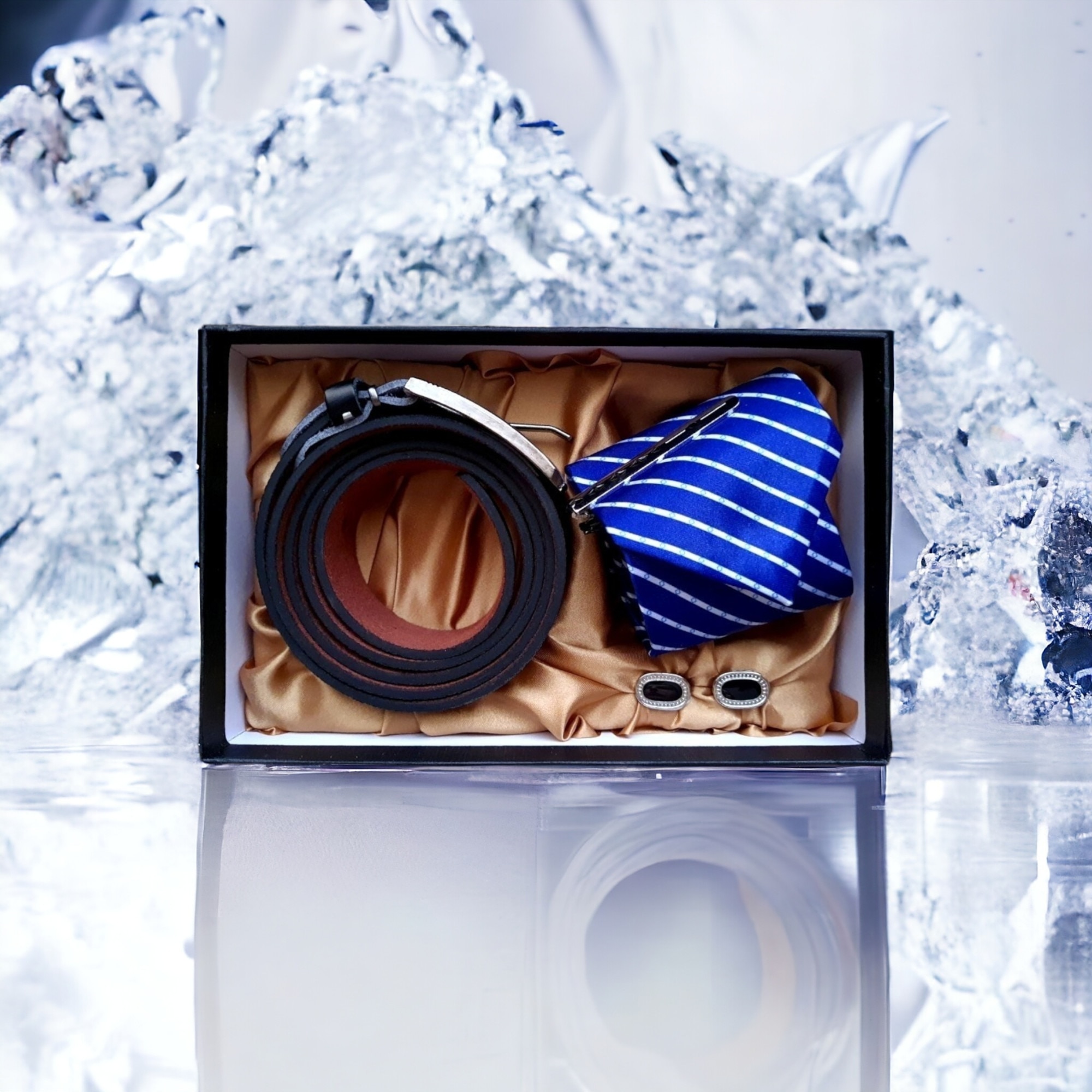 Set cravata albastra cu butoni si curea pentru barbati - eMAG.ro