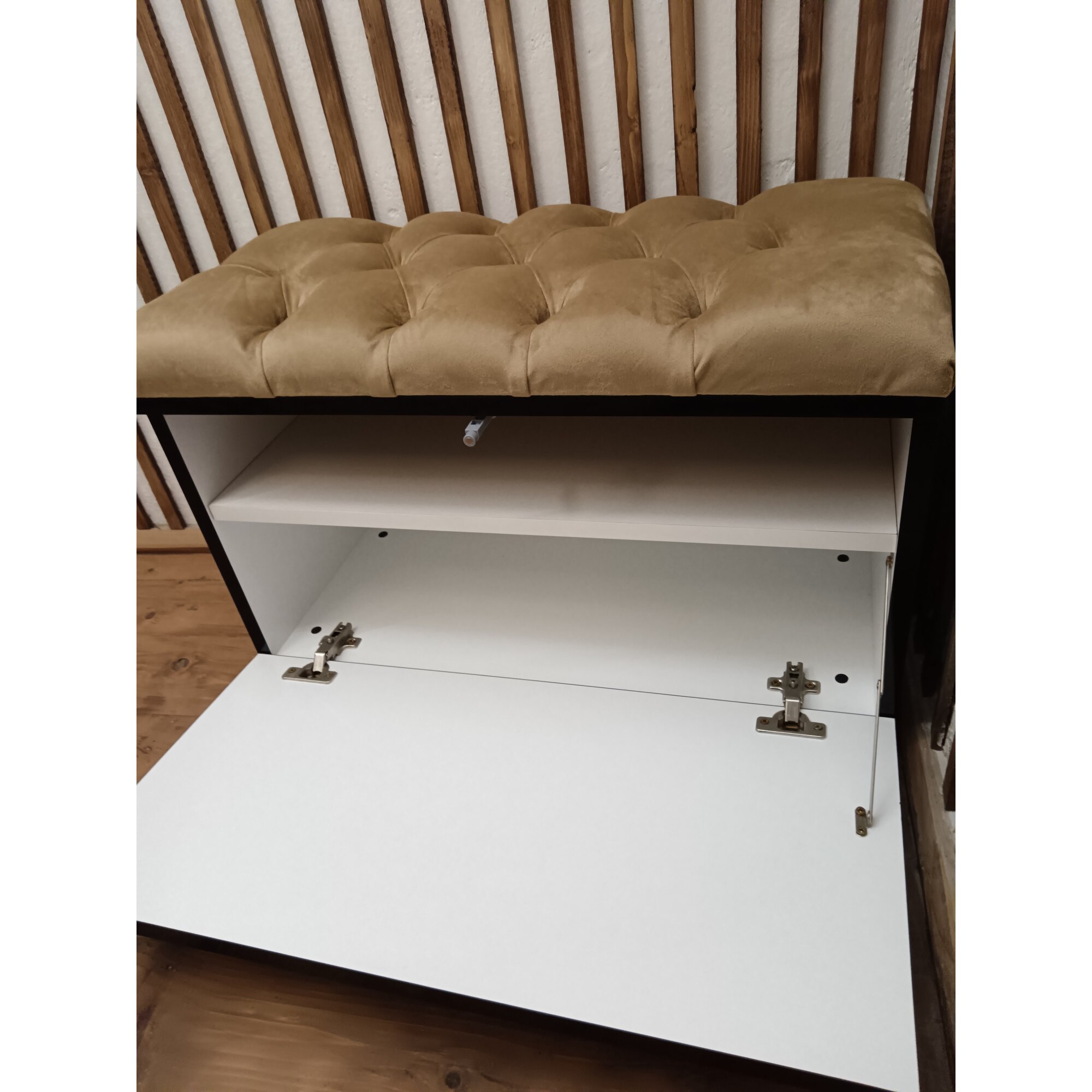 Pantofar tapitat, MDF Negru Lucios MG, Auriu, 80x32x48 cm - eMAG.ro