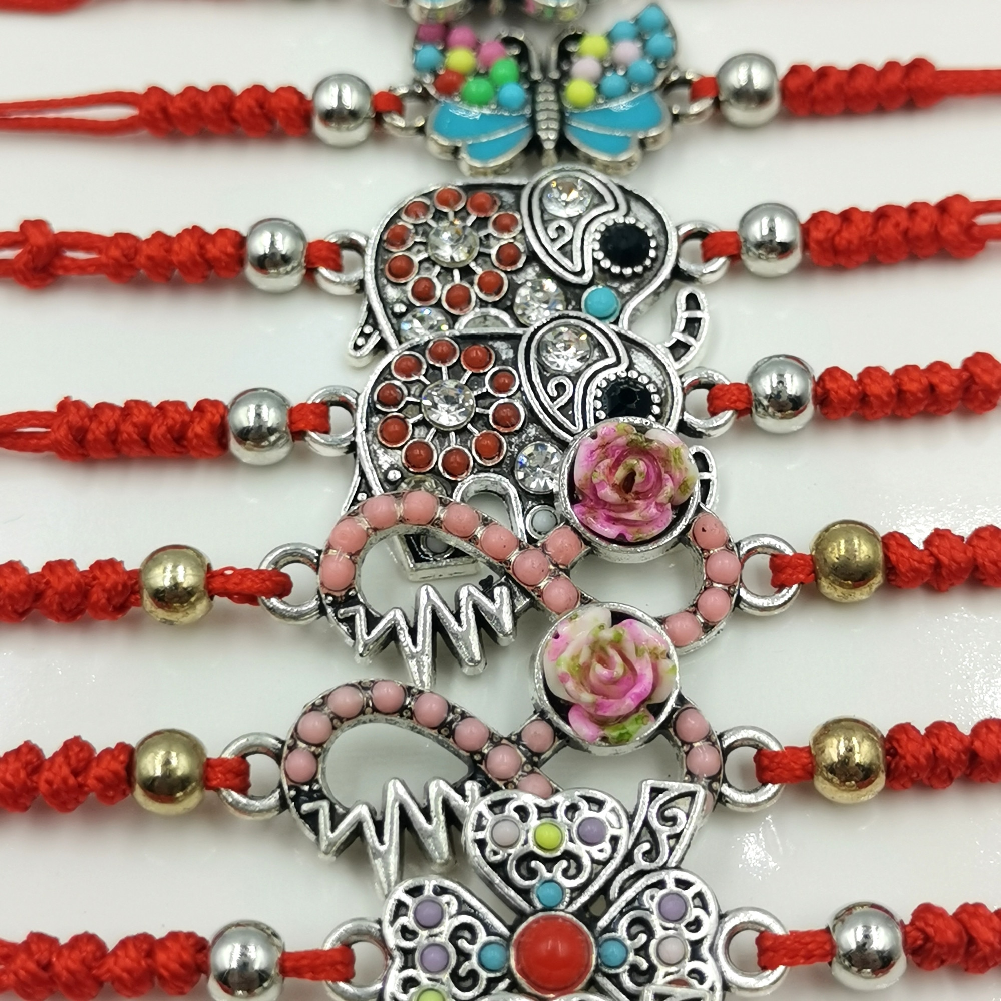 Set 12 martisoare bratari, NEVERMORE, N1020, Lungime reglabila, Rosu ...