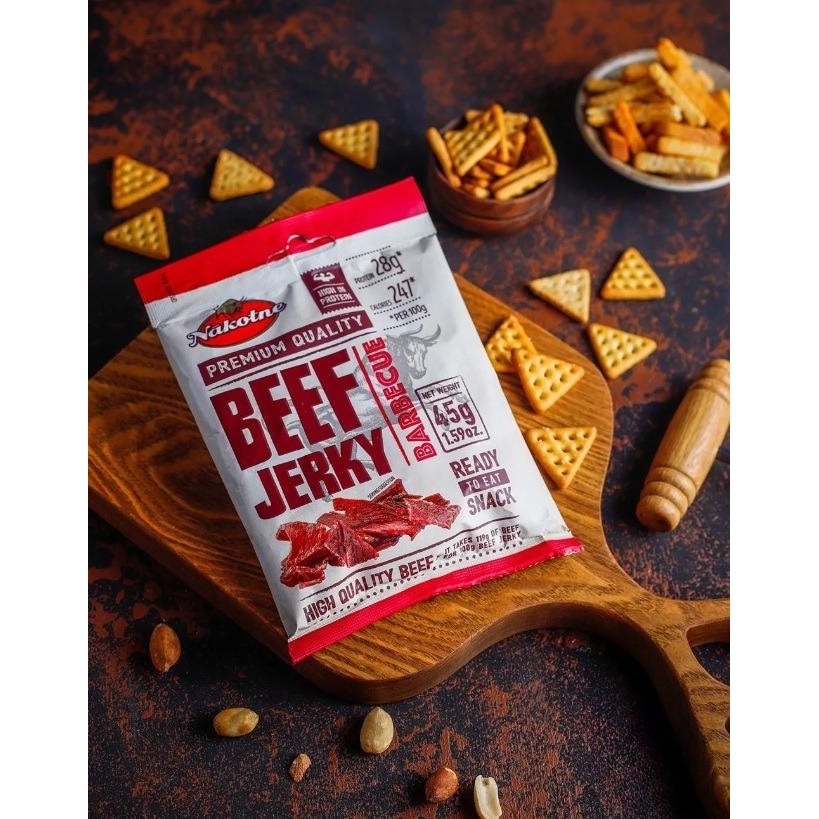 Gustare carne de vita afumata si uscata Beef Jerky Barbeque, 45 gr ...