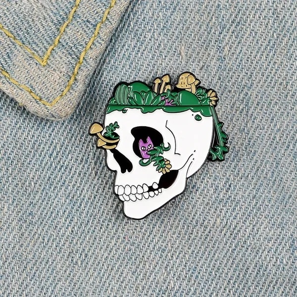 Insigna metal cu pin Fiesta Skeleton 3.1x3.4 cm - eMAG.ro