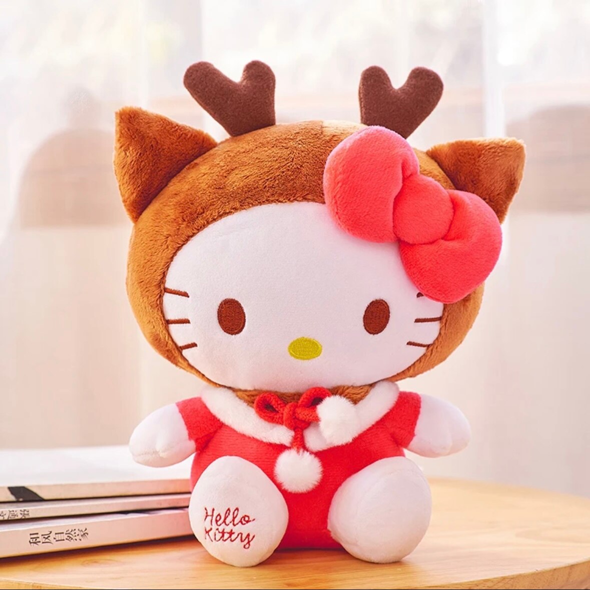 Jucarie de plus Sanrio, Hello Kitty in Costum de Craciun si Cornite de ...